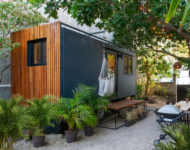 High-end Tiny House, Cozy Patio, 1/2 Block 5th Ave - Playa del Carmen