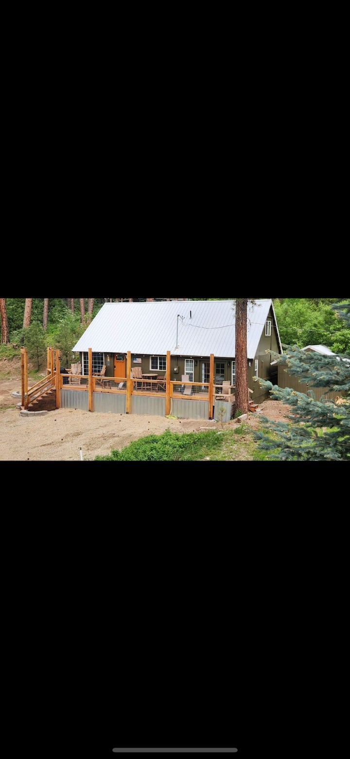 Cozy Cabin In Garden Valley - Garden Valley, ID