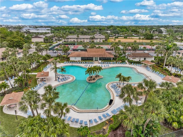 Great Condo In East Naples! - Naples, FL