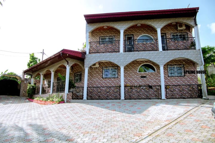 Spring House - Douala