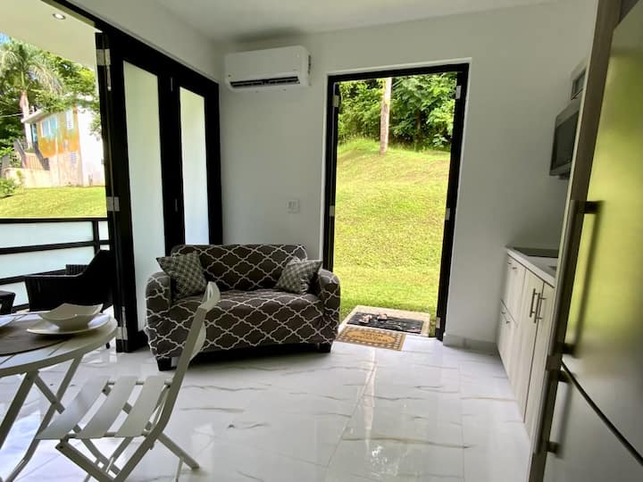 The Hideaway | Private Pool & Jacuzzi - Caguas