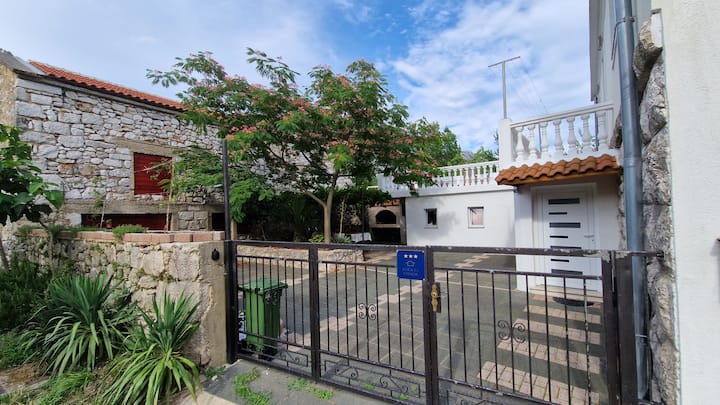 Lukari Vacation Home - Jadranovo