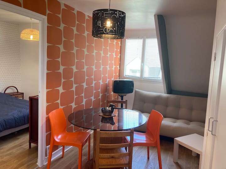 Confort Et Charme Des 70's Dans Le Centre Piéton - Vannes