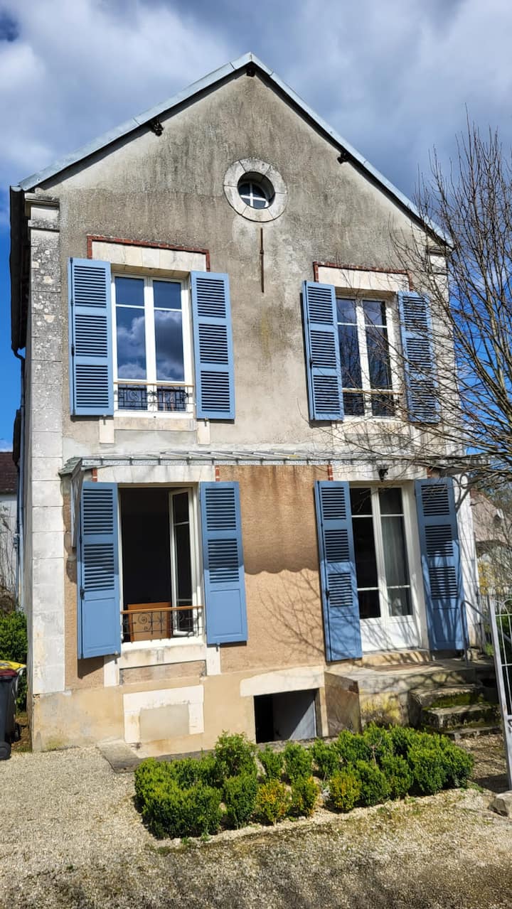 Belle Maison Et Grand Jardin - Vézelay