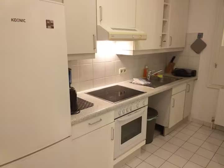 Cozy City Apt. 2br ~ King Bed ~ Wifi ~12min Center - Vienna