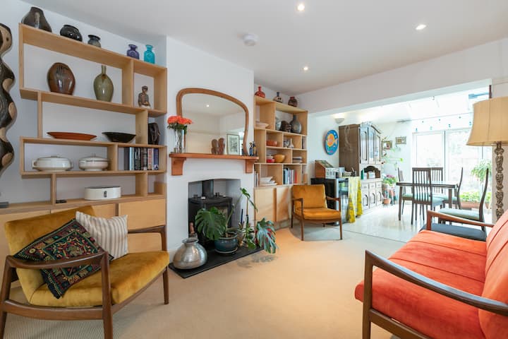 Wonderful 3 Bed Family Home, Located In Ox2 - Oxford