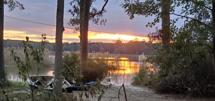 Family Fun At Piankatank Point - Saluda, VA