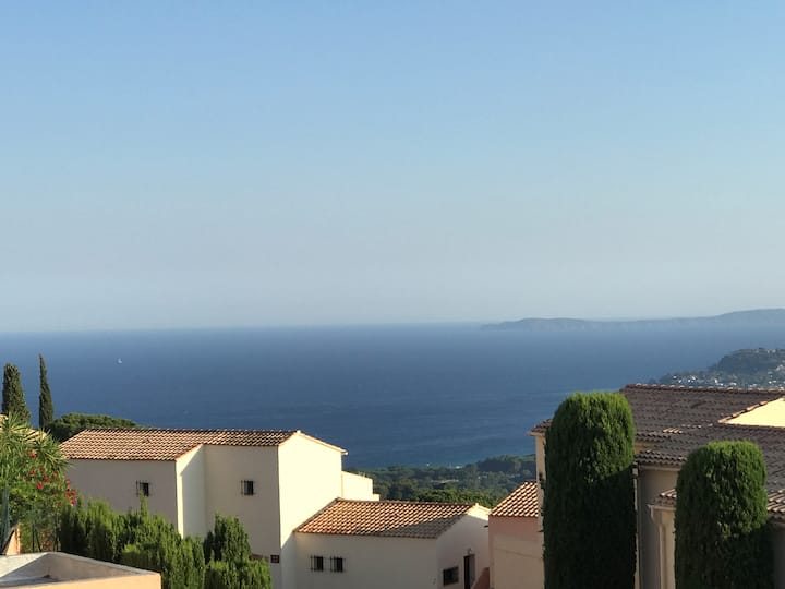 Vue Magnifique Golfe St Tropez - La Croix-Valmer