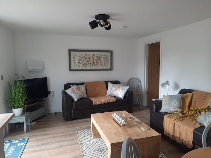 Home In Brookend. - Chepstow