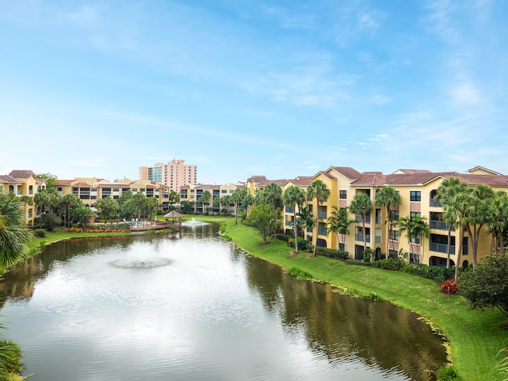 Lake Front Ocean Trace End Unit - Juno Beach, FL