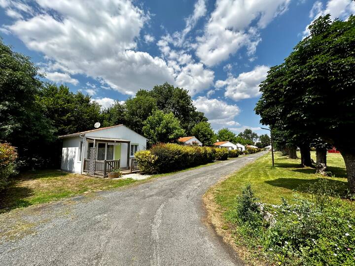 « Lavande » - Paisible Cabane Idéalement Située - Surgères