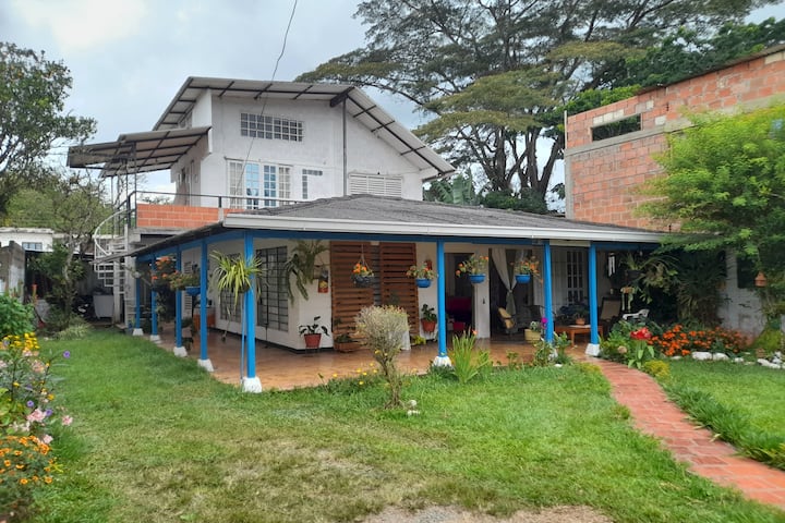 1 Nivel Casa Pavas,  La Cumbre - La Cumbre