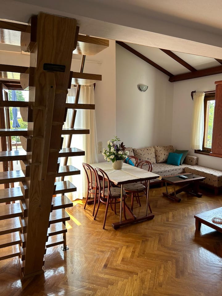 Apartment 3 - Cres