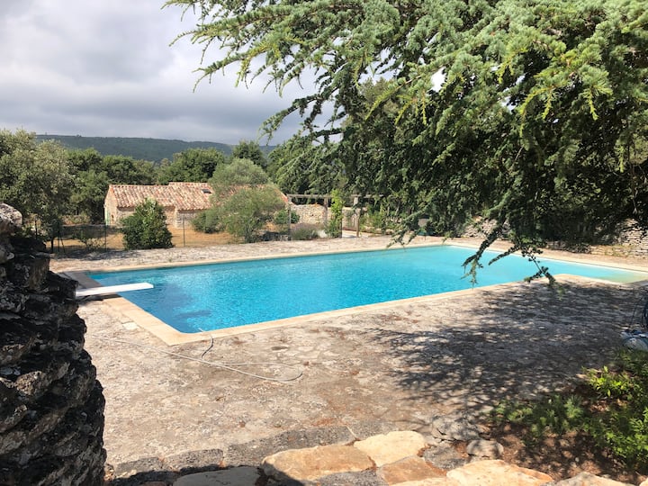 Loue Maison Avec Grande Piscine - Gordes, Francia