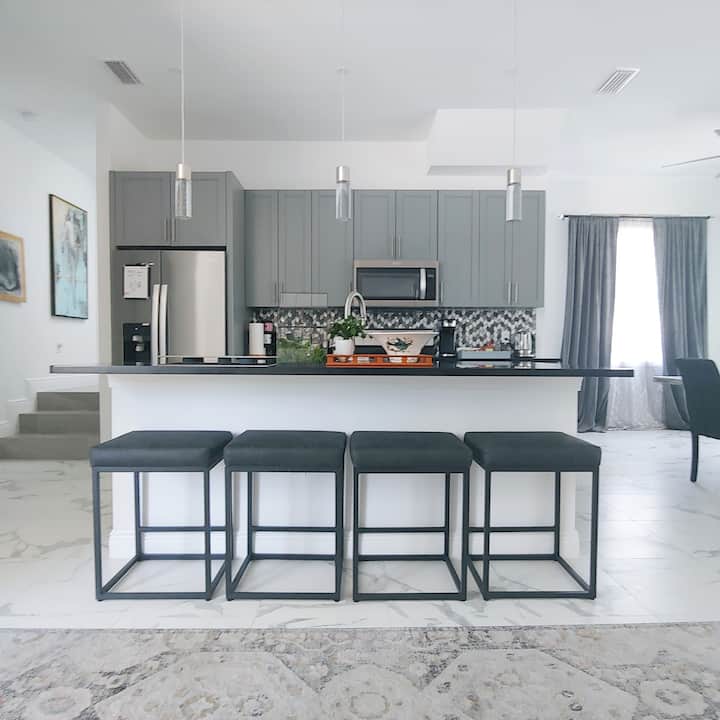 Lakeshire-1st Floor - Naples, FL