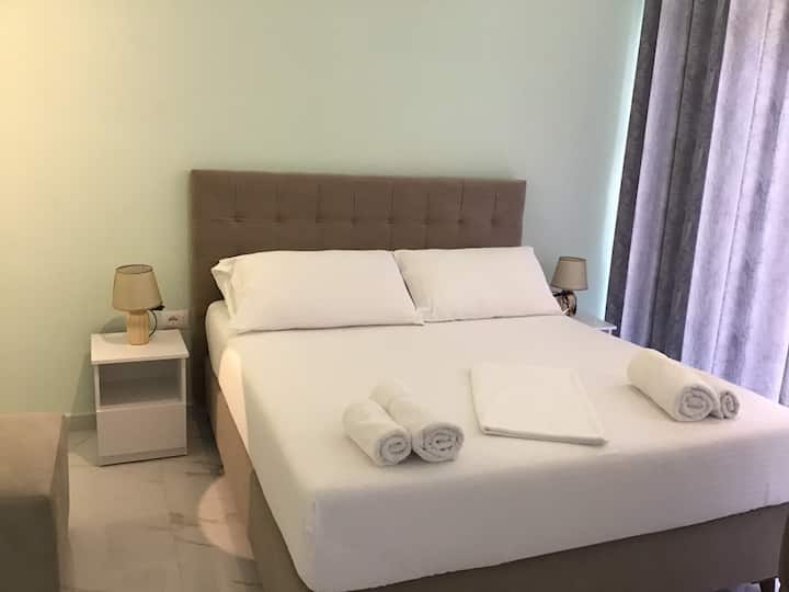 Modern And New Apartment - Sarandë