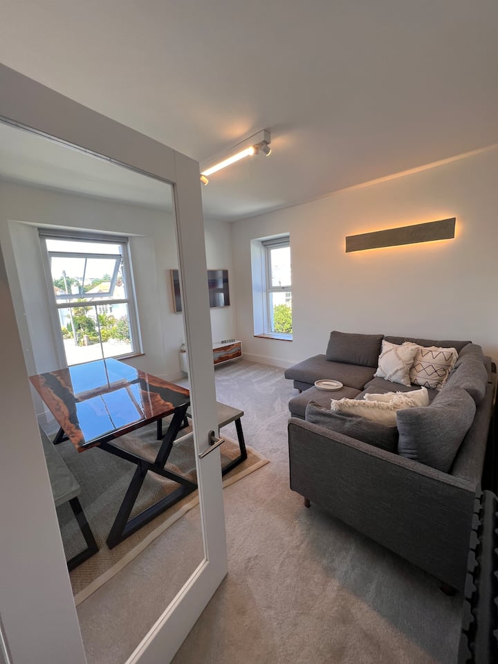 Seaside Escape: On Gylly Beach Doorstep - Portscatho