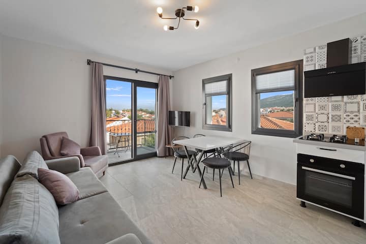 1+1 üSt Kat Nergis - Datça