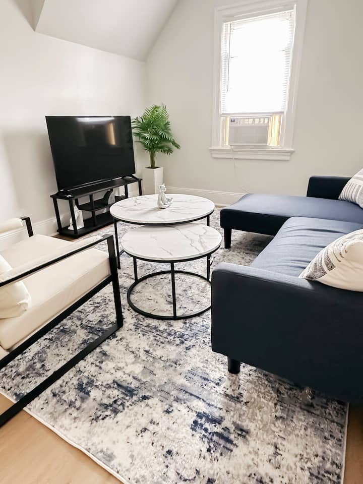 30 Min To Nyc, Stylish 1 Bd, W/d - New Rochelle, NY