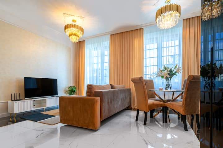 3-room Apartment Versace Jana Pawła - Breslau