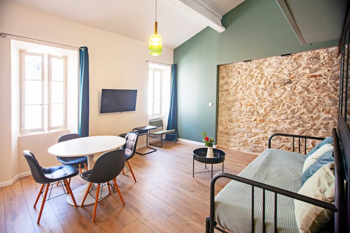 Loft En Duplex 5min à Pied Plage - Calanque du Mugel