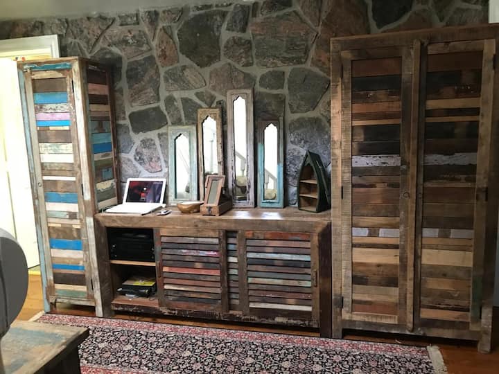 Kawartha Lakefront Cottage - Fenelon Falls