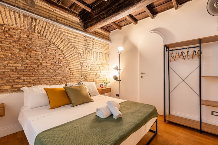 Appartamento Zona Piazza Di Spagna - Rome