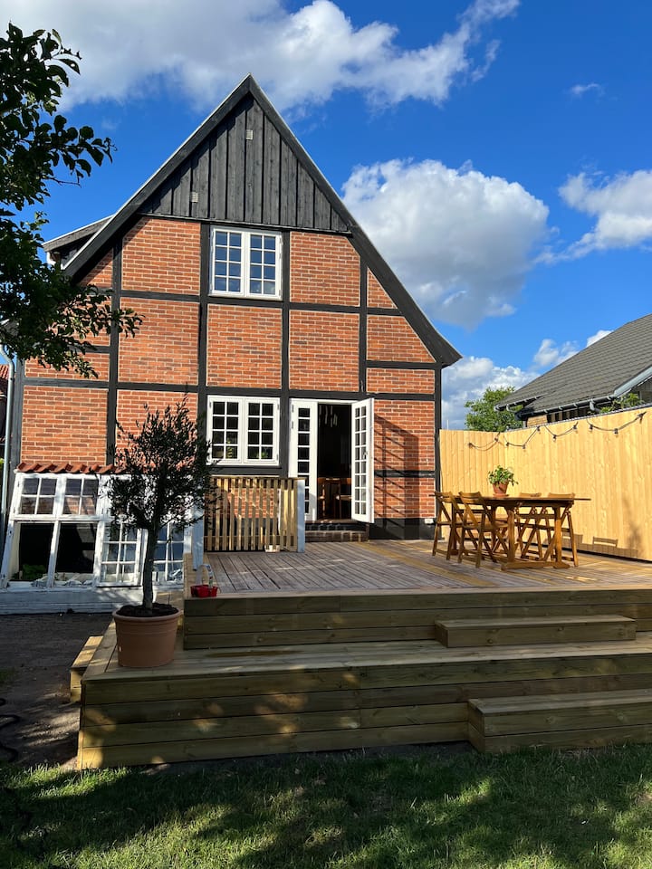 Idyllic Copenhagen Family House - Copenhagen