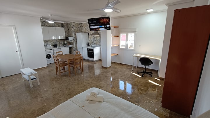 Magnífico Y Moderno Estudio Bien Comunicado. - Valence en Espagne