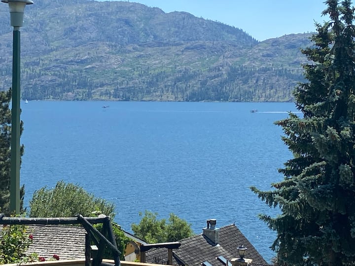 Peachland Lakeside B&b Suite - Peachland