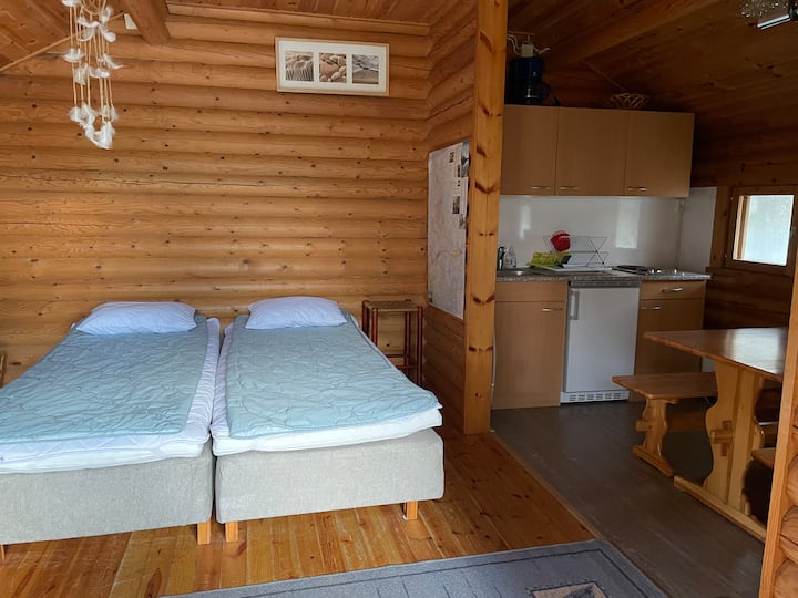 Kolmiloukon Leirintämökki - Taivalkoski