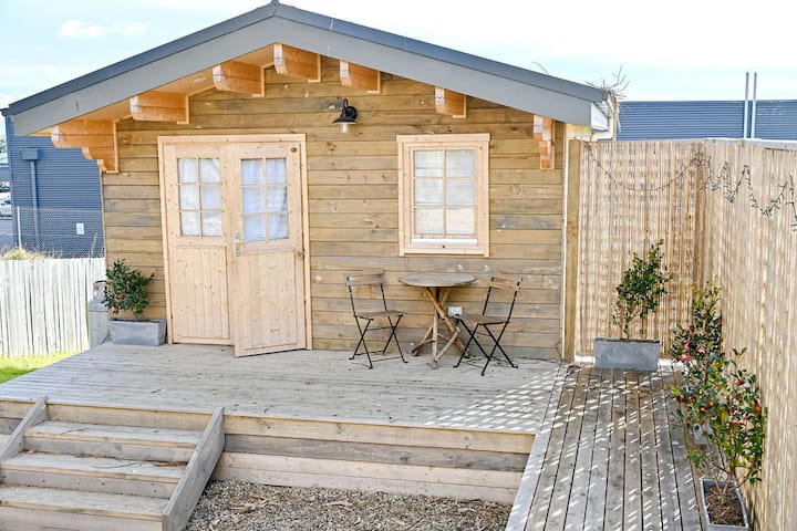 Stylish Tiny Home W /Fire Pit - Central Moss Vale - Southern Highlands