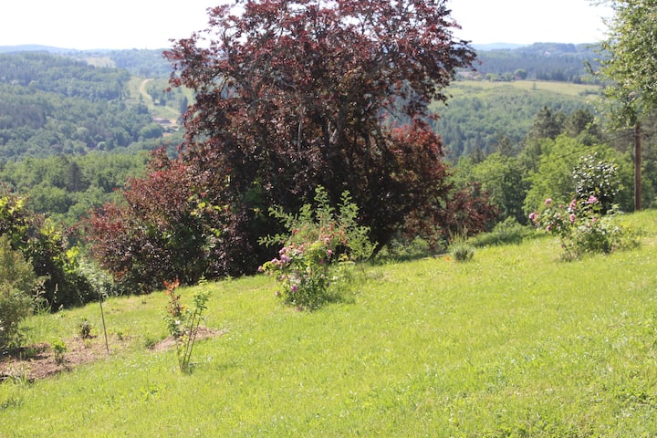 "Les Bergénias" Gite Indépendant - Le Roc