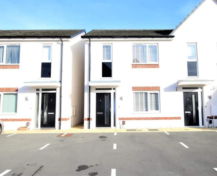 Stunning House Near Trainstation - Rugby