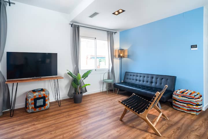 Appartement Rénové De 3 Chambres Situé Au Centre - L'Hospitalet de Llobregat