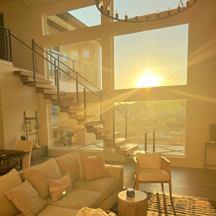 North Laredo Home: Luxury Stay - 러레이도