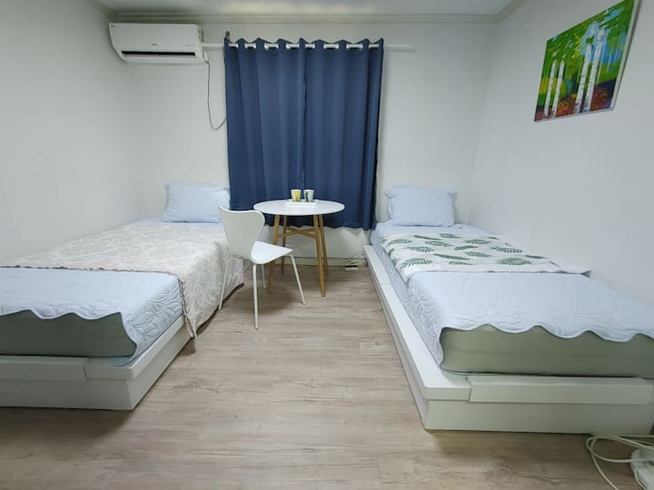 (305) 1 Minute From Mia Station Exit 5 +Twin Bed - 하월곡동