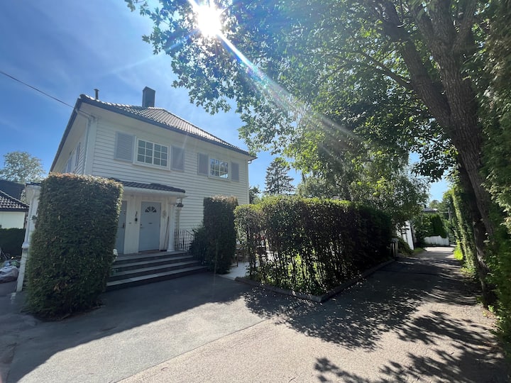 Lovely Home With Sunny Garden & Terrace - Oslo