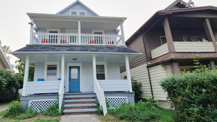 Bedroom For Rent - Cleveland, OH