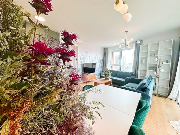 Luxurious Brand New Apartment With Free Parking - Bratislava