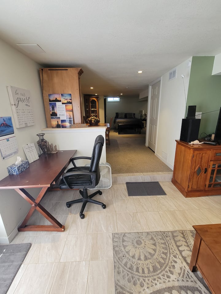 Private, Comfortable Space - Waukesha, WI