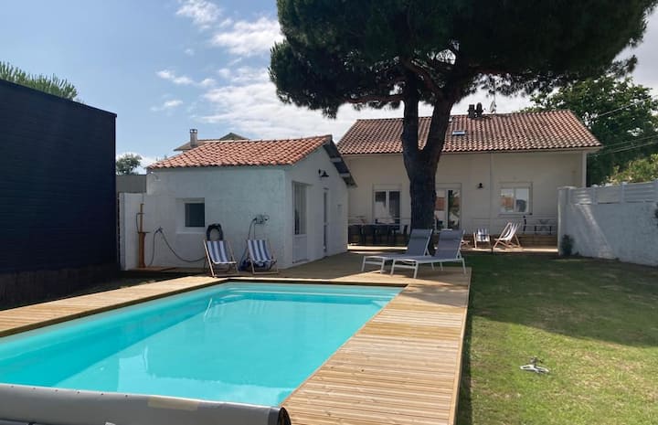 Grande Maison Proche Plages Avec Piscine. - Royan