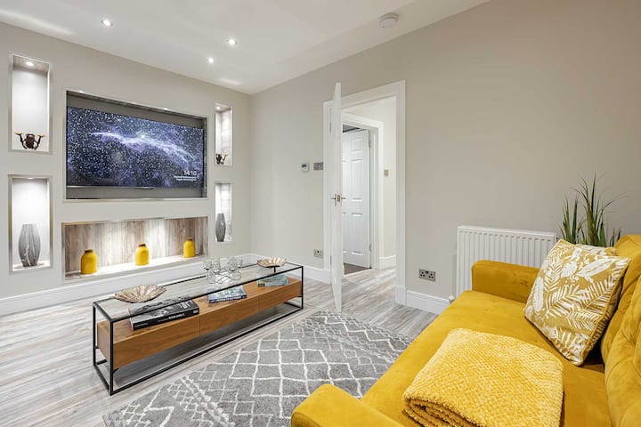 Superior 1 Bedroom Apartment 12 & 14 - Falkirk