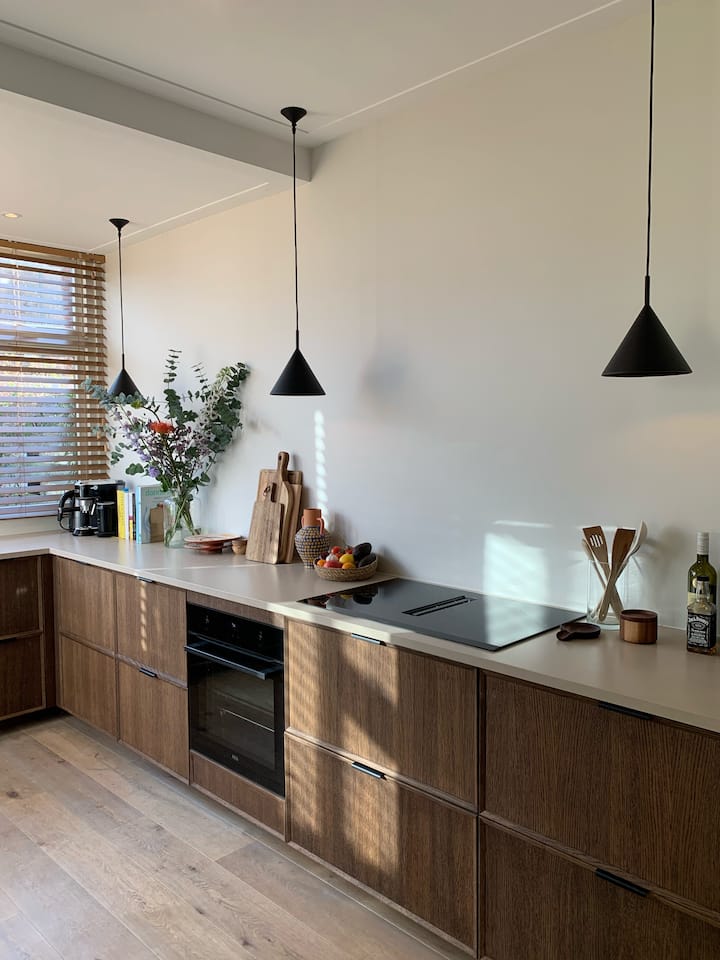 Zonnige Woning Met Grote Tuin - Hoofddorp