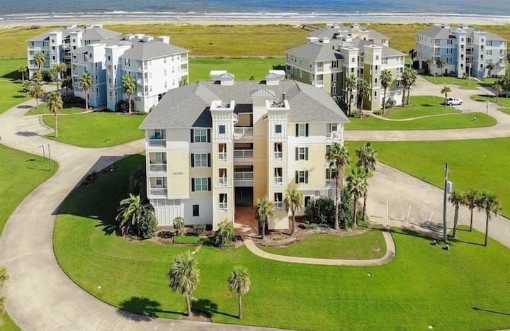 "Stunning Beach House" - Galveston, TX