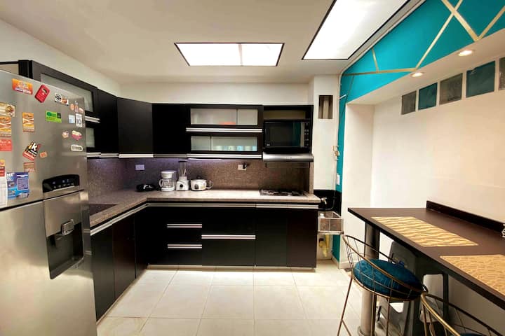 Casa Laureles Amplia Y Central 5 Hab 18 Pax - Medellín