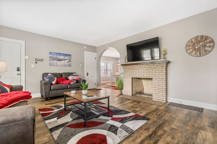 Large 2 Bed Apartment In The Heart Of Canton - Canton, OH