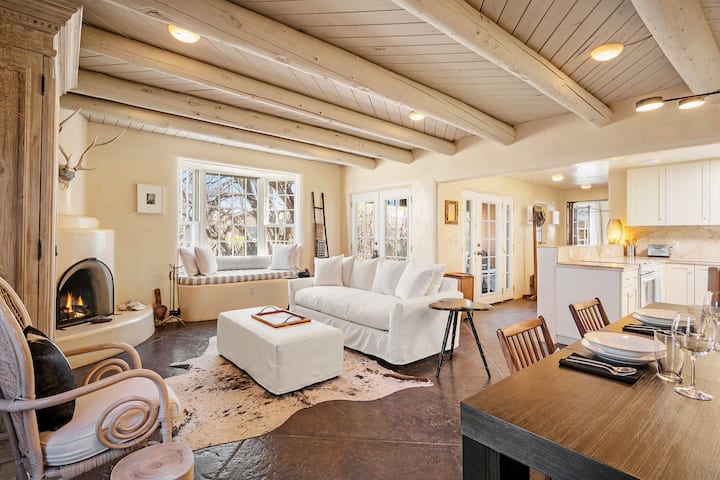 Casa Tatiz • Restore In A Soothing Gem - Santa Fe, NM