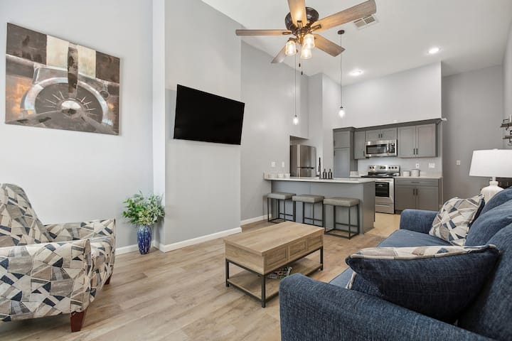 Just Off St. Charles - 뉴올리언스