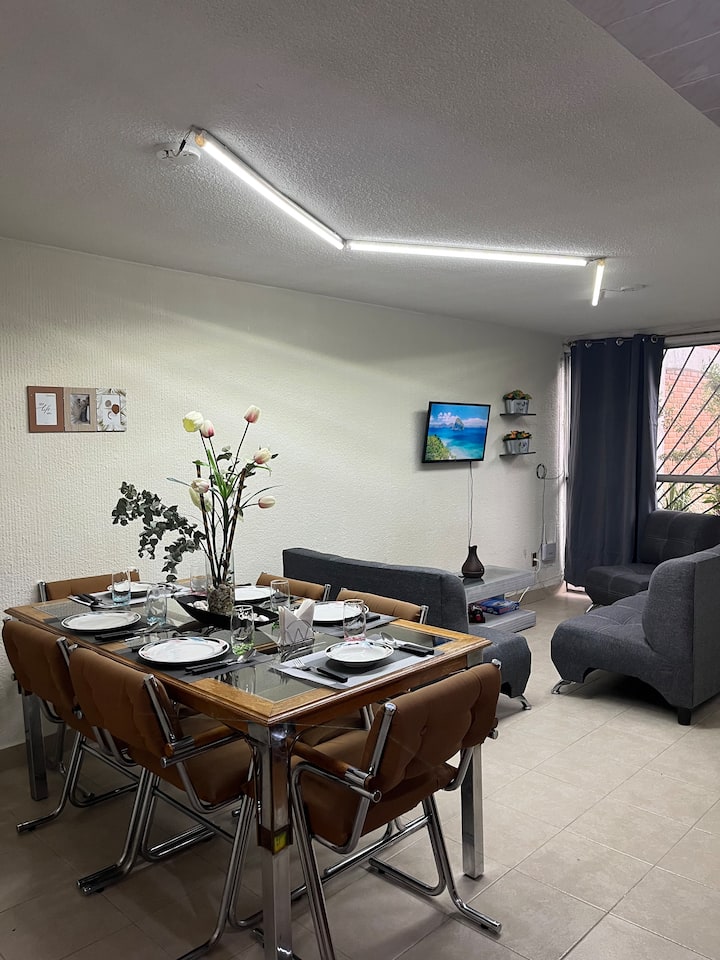 Hermosa Casa Azul En Toluca - Metepec